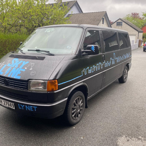 Russevan Til Salgs | Russehjelpen