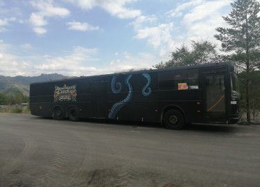 Russebuss og russebil til salgs | Russehjelpen